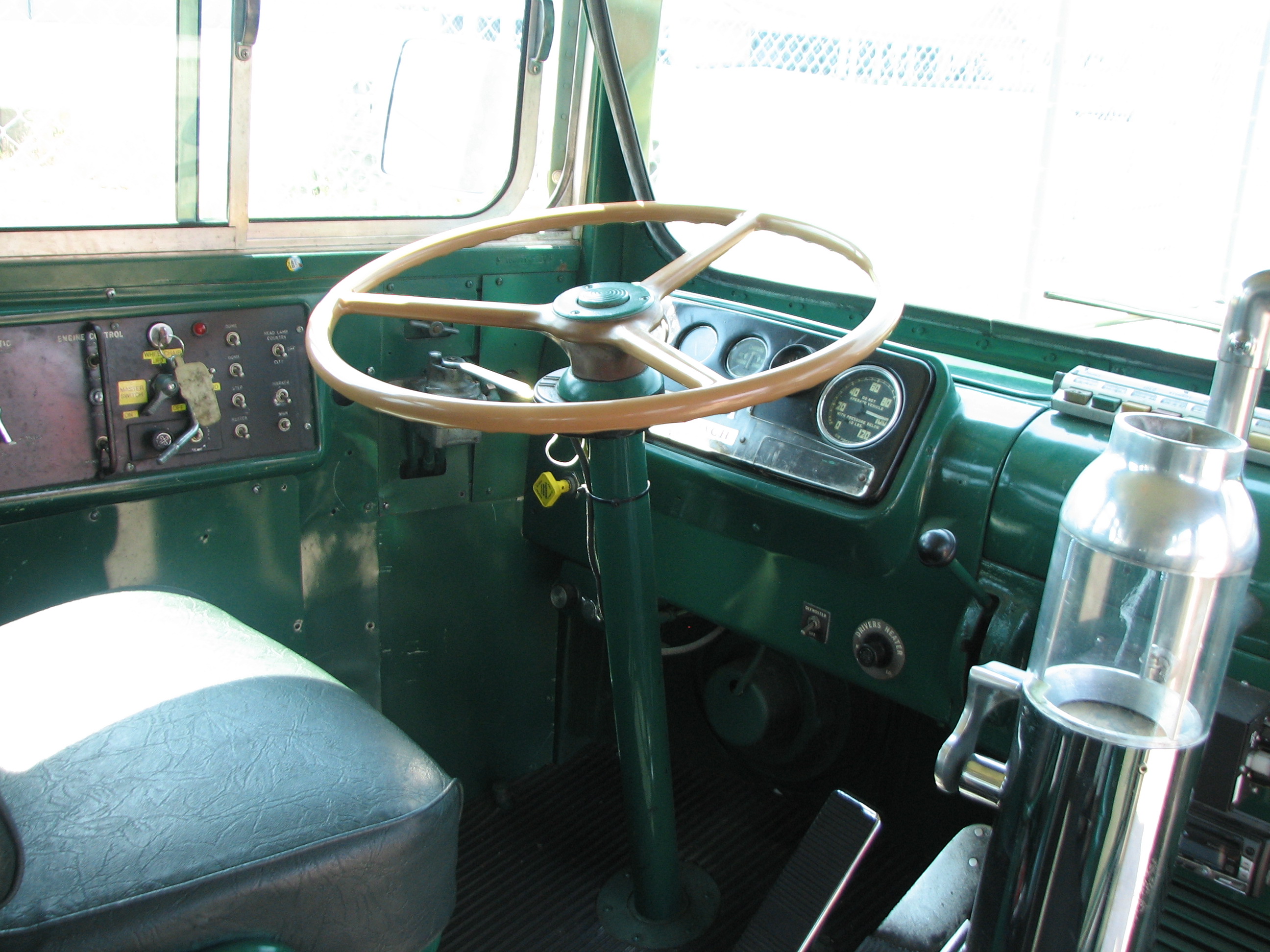 Locations Hub - Montgomery- Cleveland Ave.1955 Period Bus