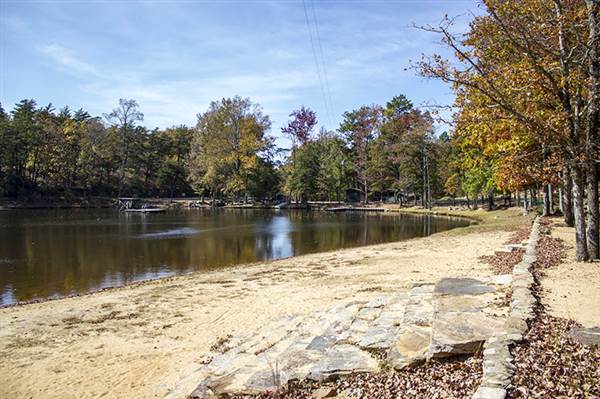 Locations Hub - Cheaha Mountain Lake-Road