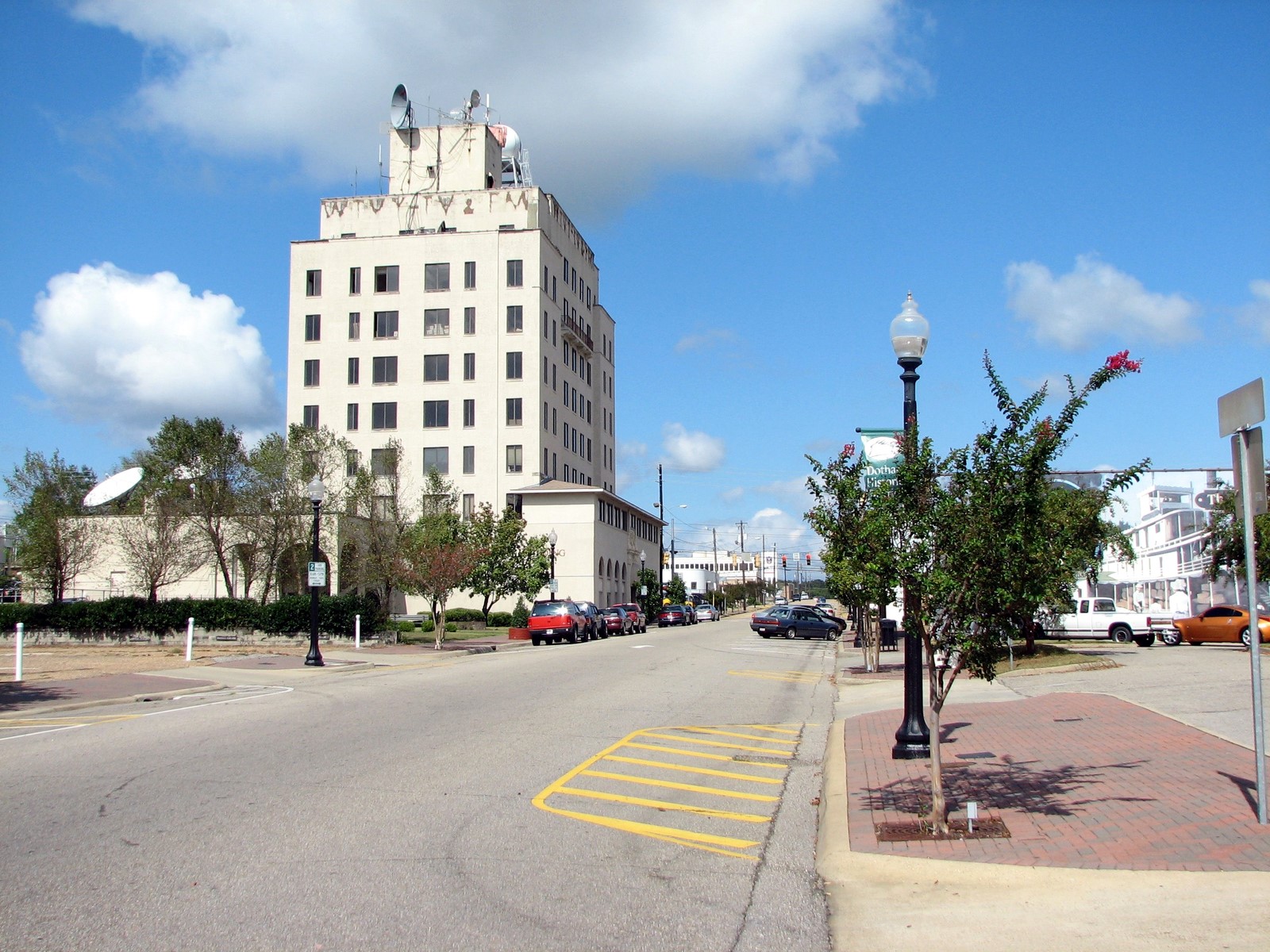 Locations Hub - Dothan Downtown