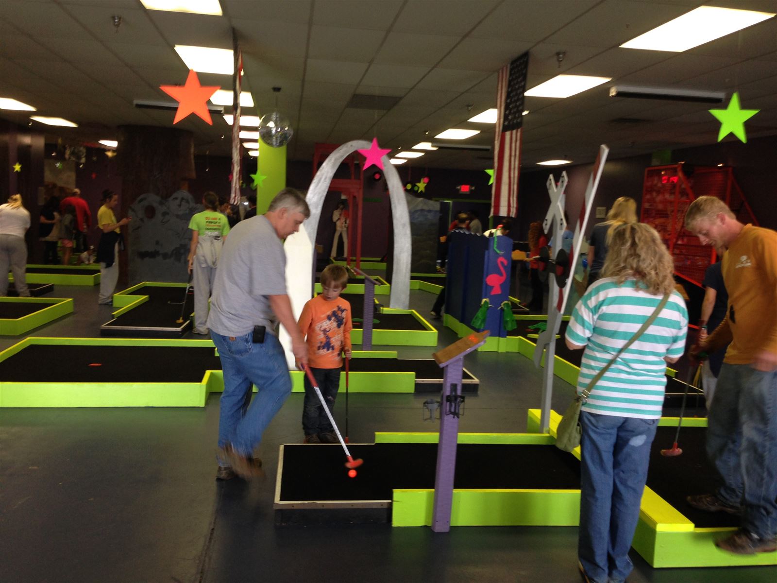 Locations Hub - Scutter Putters Mini Golf & More