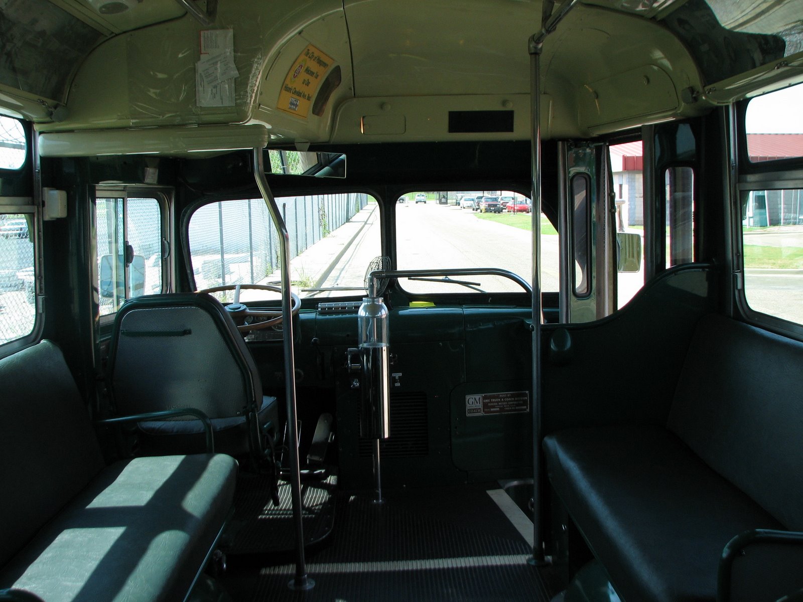 Locations Hub - Montgomery- Cleveland Ave.1955 Period Bus